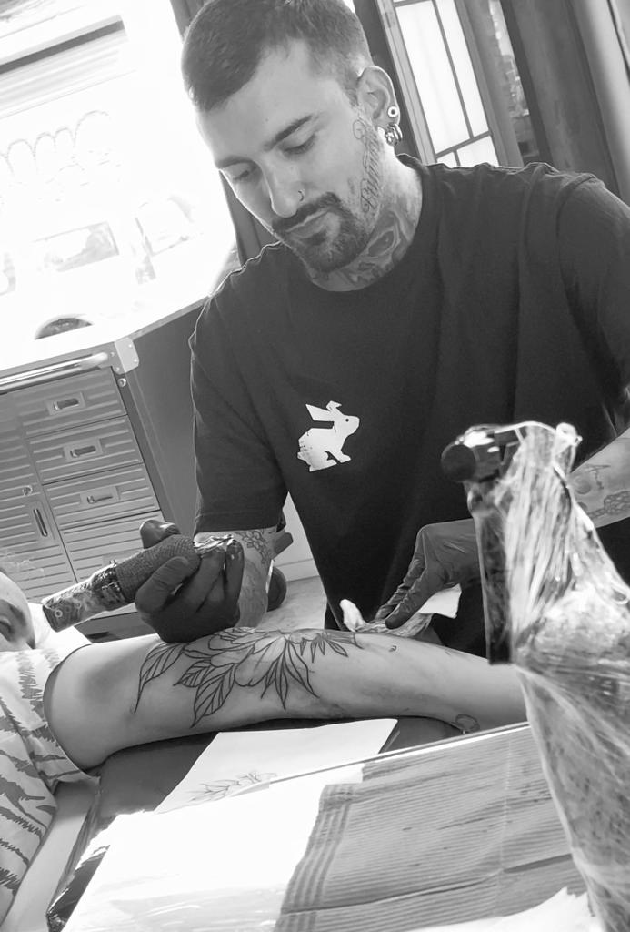 Daniel Castaño ⋆ Liebre De Marzo TATTOO